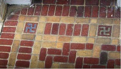 Swastika in american buildings and historical monumnets