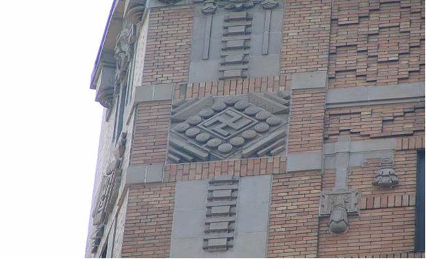 Swastika in american buildings and historical monumnets